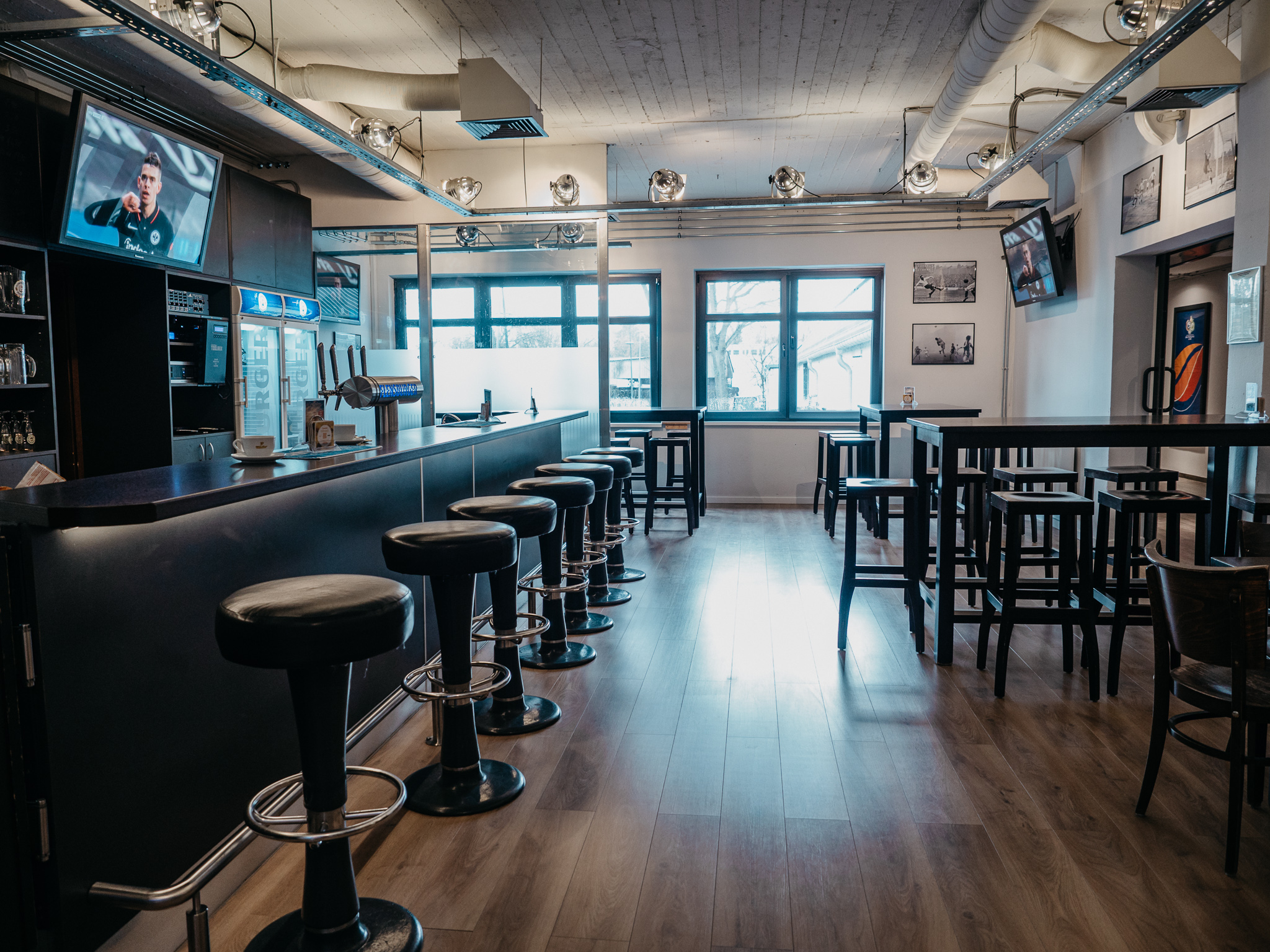 SPORTS BAR - Soccer in Hamburg Hallenfussball